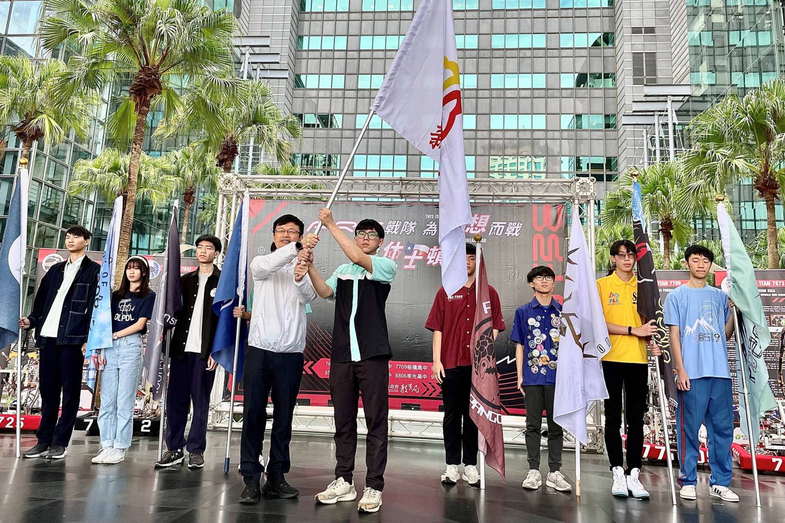 新北FRC聯盟7校142生 二月將赴美加拚區賽、邁決賽 - 國立教育廣播電臺Channel+